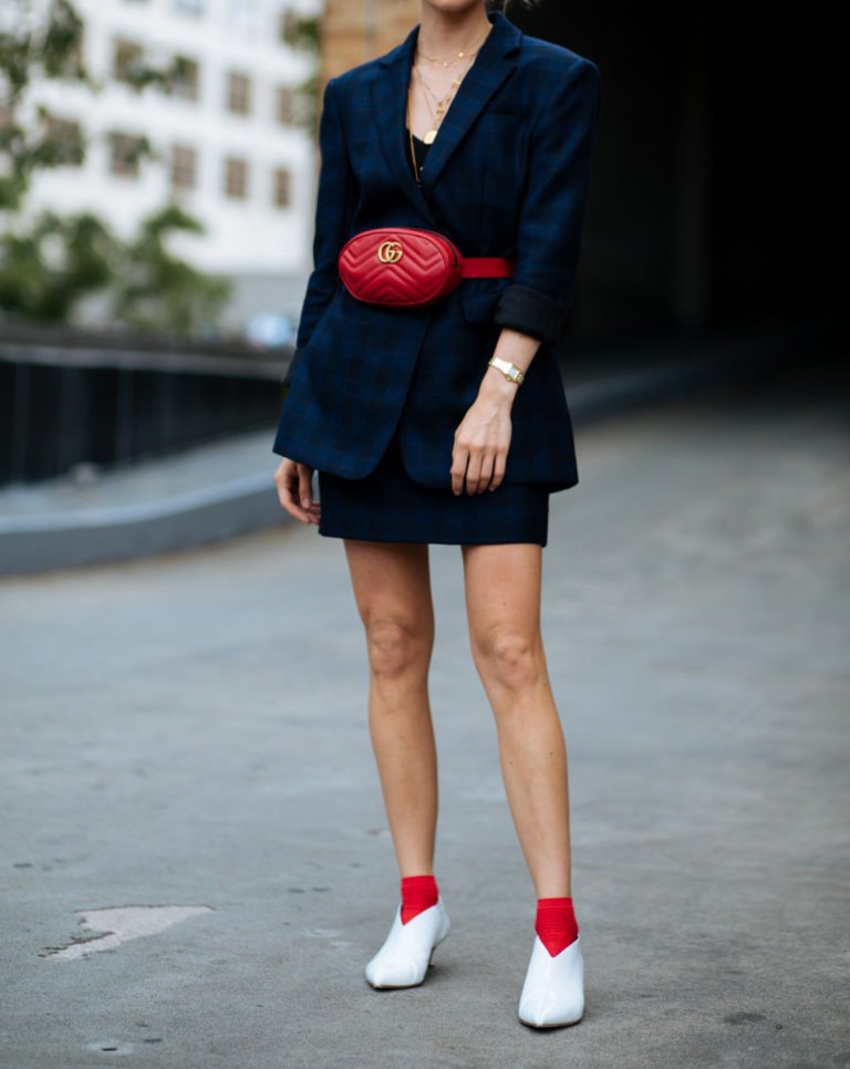 5 Best Fanny Pack Style In 2021 To Look Like Cool Girl